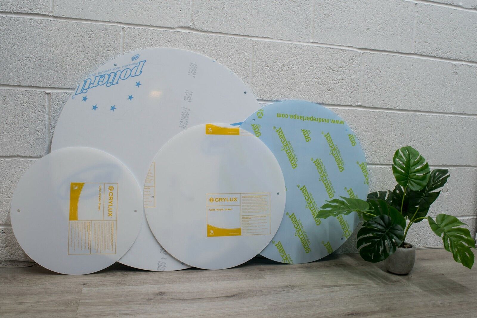 Şeffaf Dökme Pleksi Tam 4mm Kalınlığında - 212 611 22 25