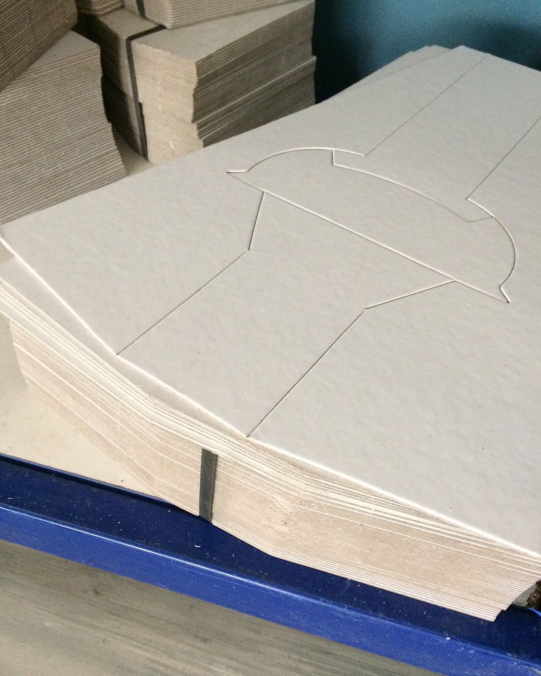 68cm Poster Karton ayakları | 212 611 22 25